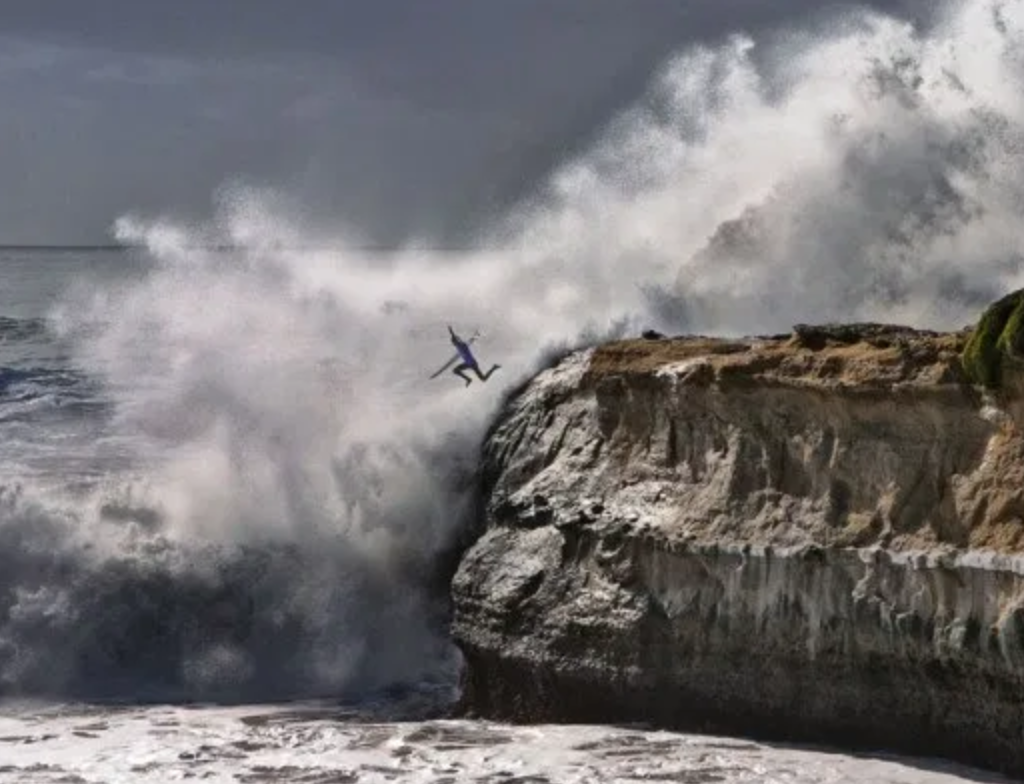 Swell Tracker | Gabe Mednick